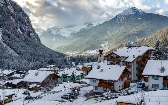 Sciare a Canazei: come arrivare, piste, impianti di risalita, costo ...